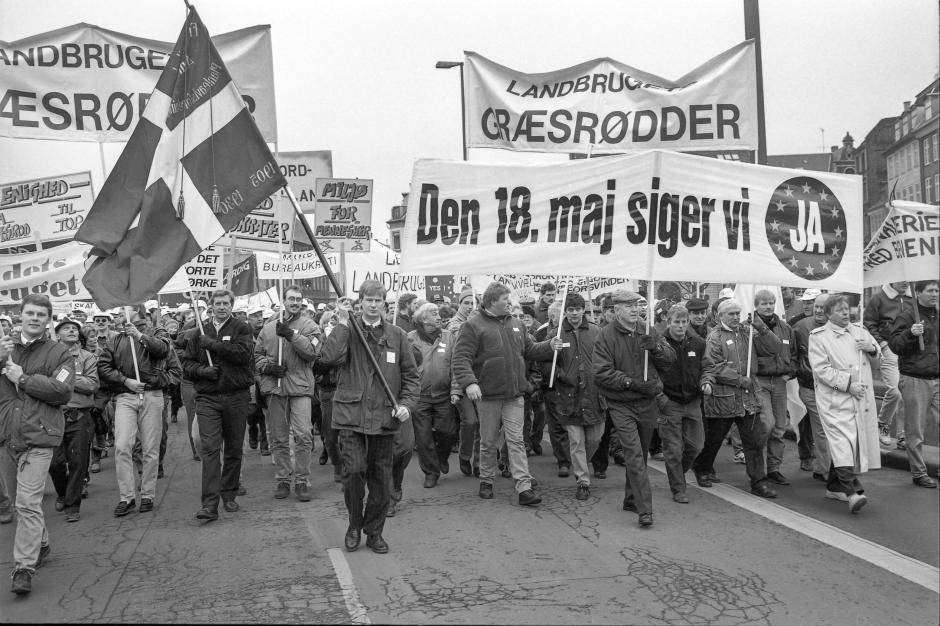 For 30 år siden: 8.000 landmænd demonstrerede i Københavns gader ...