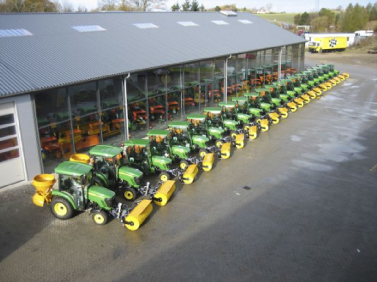 Firma køber 22 John Deere traktorer - LandbrugsAvisen